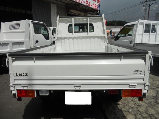 トヨタ ライトエーストラック DX 750kg 4WD シングルタイヤの中古車｜グーネット中古車