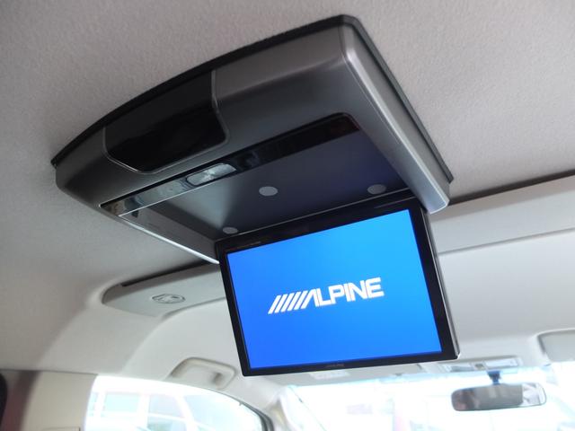 三菱 デリカD：5 M MKW M204 コヨーテブロンズとドライグレーのバイカラーの中古車｜グーネット中古車