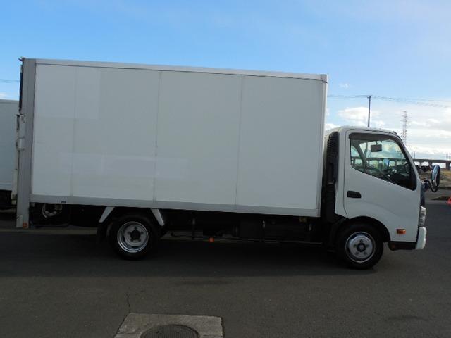 トヨタ ダイナトラック 2tワイドロング全低床40ディーゼルターボアルミバンパワーゲート リフト能力600kg リア跳ね上げ式扉の中古車｜グーネット中古車