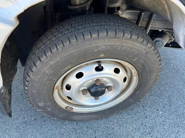 スバル サンバートラック TB 4WD 5速MT エアコンの中古車｜グーネット中古車