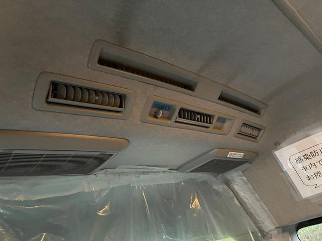 トヨタ ハイエースバン ロングDX 4WD Bタイプ ルーフサイドウインドウの中古車｜グーネット中古車