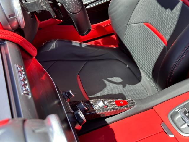 フェラーリ GTC4ルッソ T カーボンファイバードライバーゾーン＋LEDステアリング カーボンセントラルトンネルブリッジ カーボン ...