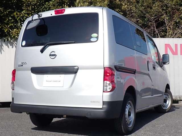 日産 NV200バネットバン 1．6 DX 5MT 純正FMの中古車｜グーネット中古車