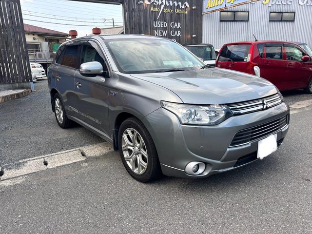 三菱 アウトランダーPHEV G 2．04WDワンオーナーPHEVの中古車｜グーネット中古車
