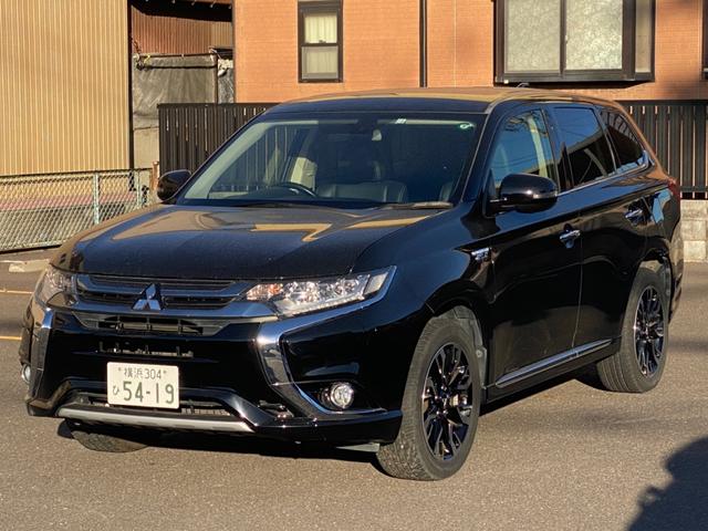 三菱 アウトランダーPHEV Gナビパッケージ 純正ナビTV パノラミックビューモニター ETCの中古車｜グーネット中古車