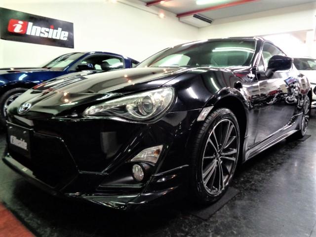 トヨタ 86 GT TRDフルエアロD－4SBOXERエンジン6MT専用2本出しマフラGT専用サス17インチAWブラックレッドコンビシートレザーステアリングナビTVスマートキーHIDライト ...