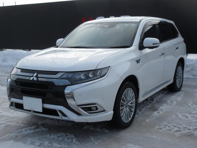 三菱 アウトランダーPHEV Gプレミアムパッケージ 4WD アルミホイール スマートキーの中古車｜グーネット中古車
