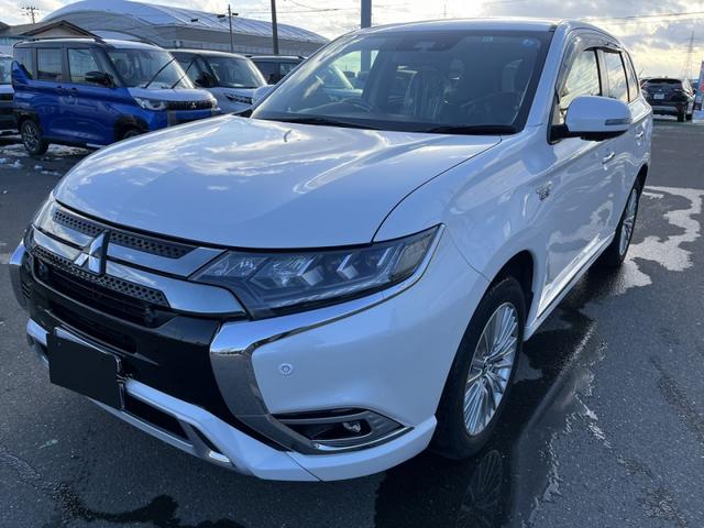 三菱 アウトランダーPHEV G 4WD 電動パーキングブレーキ オートブレーキホールドの中古車｜グーネット中古車