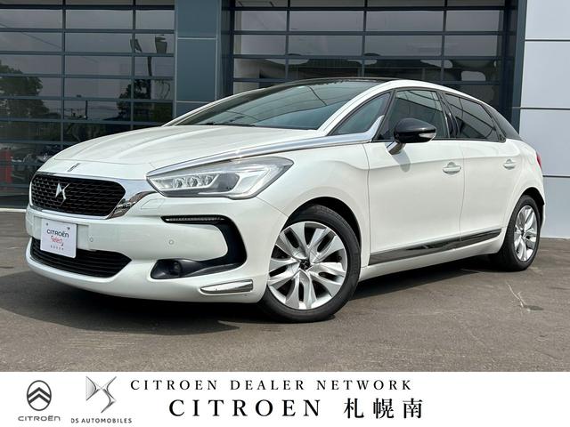 シトロエン DS5 Chic BlueHDi Leather Packageの価格・性能・装備・オプション（2017年1月10日発売） 価格.com