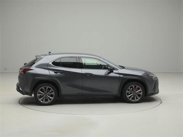 UX（レクサス）UX250h Fスポーツ レクサス認定中古車CPO 18インチアルミホイール ITSConnect ハンズフリーパワーバックドア 三眼フルLEDヘッドランプ パーキングサポート ...