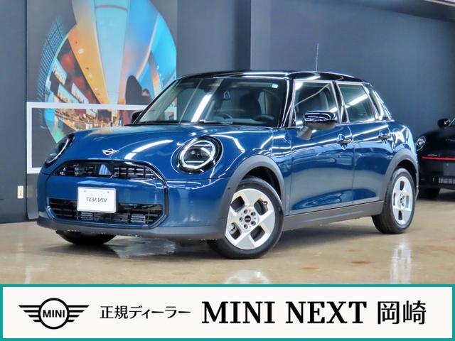 MINI MINI COOPER C FAVOURED TRIM | 2025 | NAVY II | 12 km | details ...