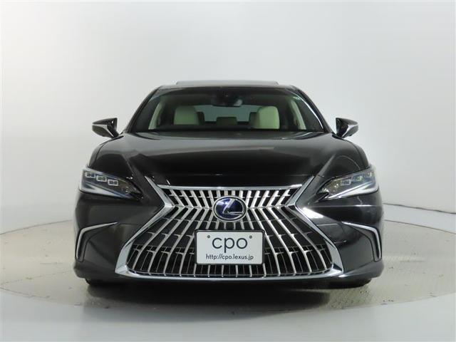 ES（レクサス）ES300h バージョンL 18インチアルミホイール ヘッドアップディスプレイ オートマチックハイビーム 三眼フルLEDヘッドランプ アダプティブハイビームシステム ブラインド ...