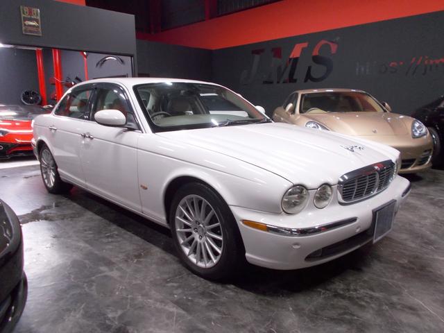 ジャガー XJ XJ 3．0エグゼクティブ ディーラー整備車両 整備記録簿の中古車｜グーネット中古車