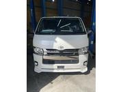 ハイエース エアフィルター交換 KDH201V 2WD｜グーネットピット